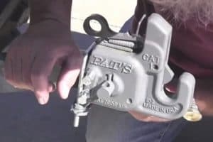 Pat's Easy Change Quick Hitch - Ask Tractor Mike